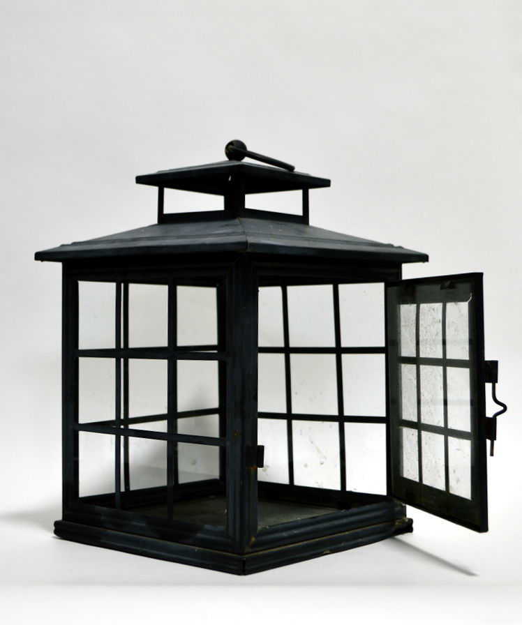 How to Make a Spook House from a Broken Lantern